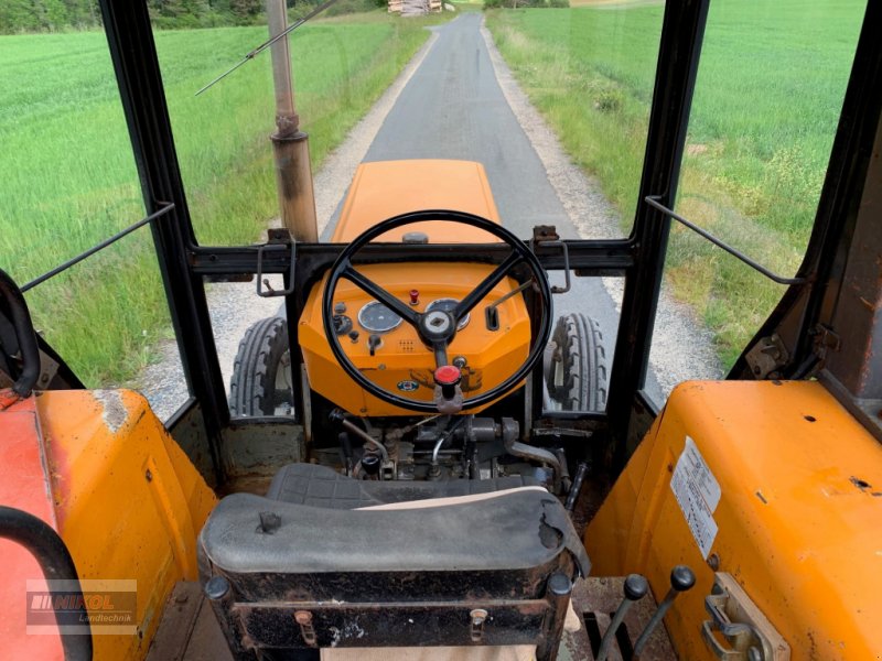 Renault 421 M Traktor - NIKOL LANDTECHNIK